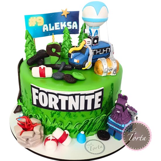 Fortnite torta sa puno figurica