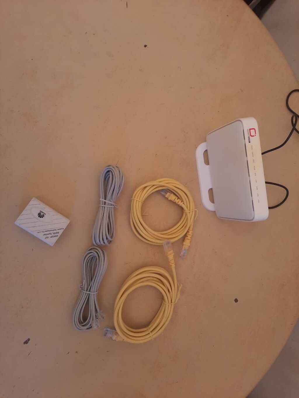 Huawei ruter-modem,lan kabal,telefonski kabl,spliter Nepoznato stanje