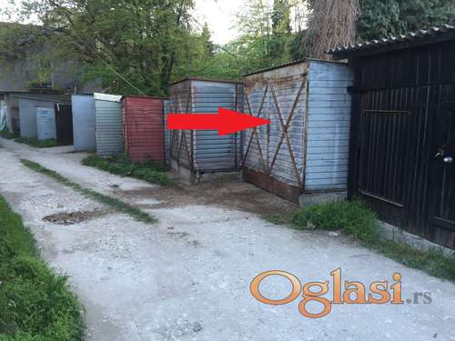 Izdajem garazu u centru Arandjelovca
