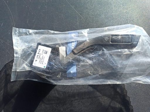 Volvo WIPER SWITCH - 22880372 prekidač pod volanom za tegljača