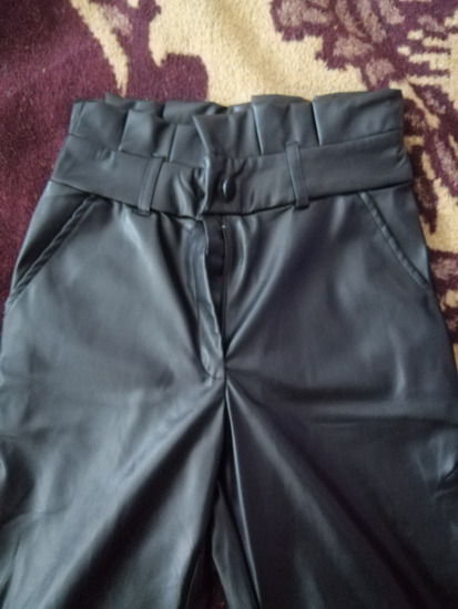 Pantalone visok struk