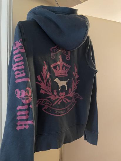 Victoria’s Secret duks