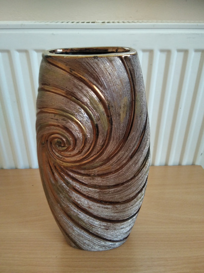 Ukrasna vaza
