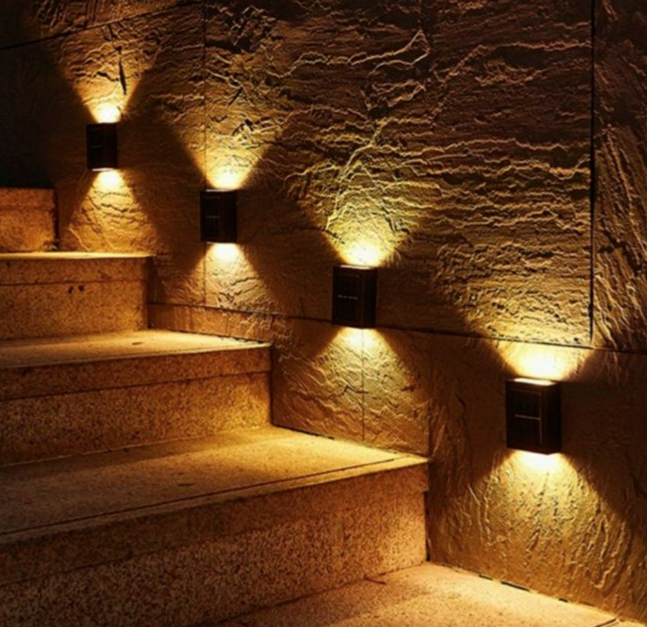 Solarna lampa za zid – 2 kom