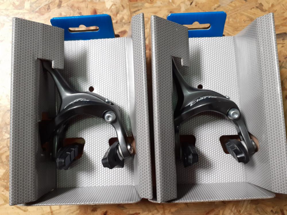 Prednja i zadnja kocnica Shimano Claris BR-R2000