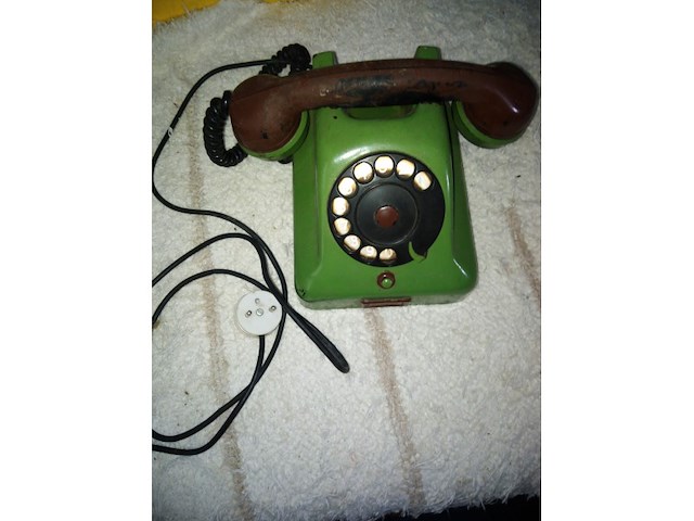 stari telefonski aparat