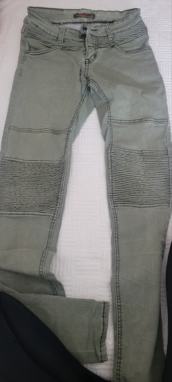 Zelene pantalone