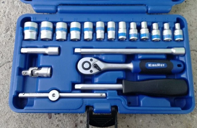 KingRoy Germany - Profesionalni komplet 1/4" gedora iz 19 delova u koferu