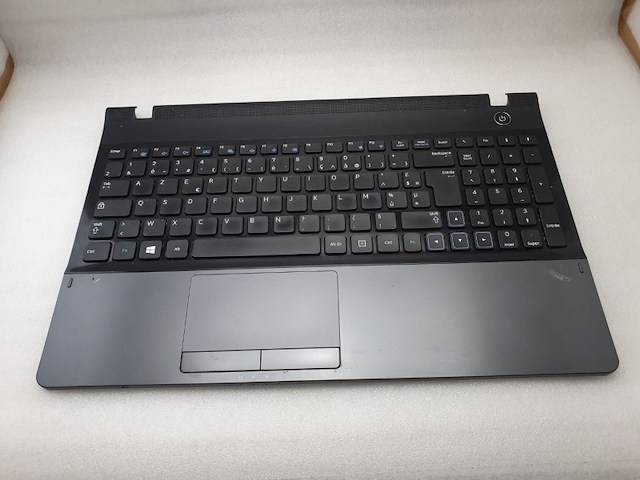 Tastatura sa palmrestom za Samsung NP3530EC