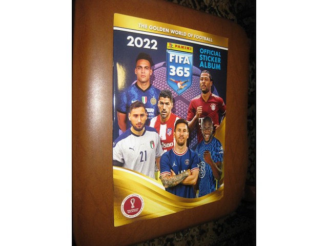 Album FIFA 365 The Golden World of football 2022.
