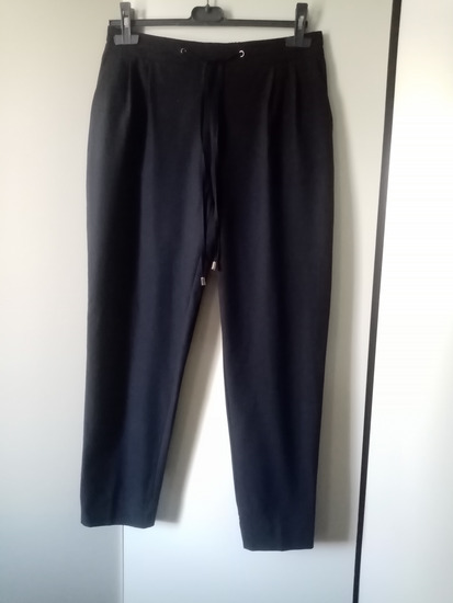 Zara pantalone M/L