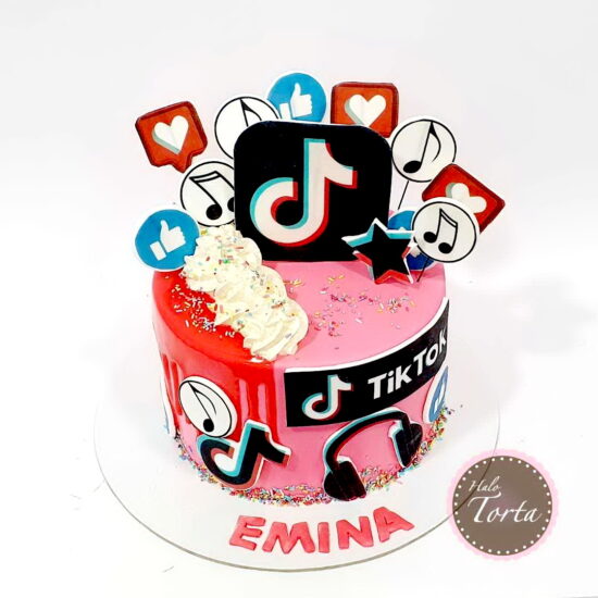 TikTok torta sa jestivim stikerima