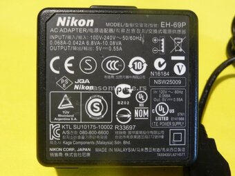 Original Nikon punjac bateria za fotoaparate 5V 0,55A