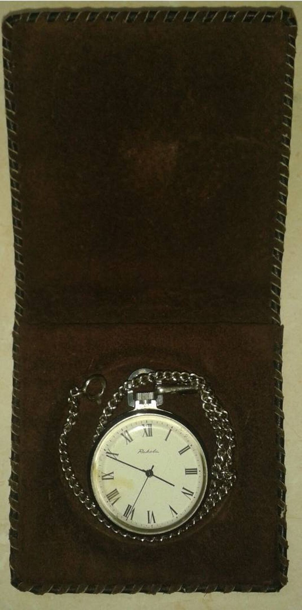 Prodajem džepni sat sa slike, kupljen 1982 god. iz perioda SSSR-a
