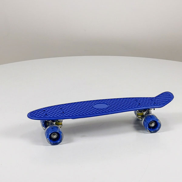 Skejtbord SIMPLE BOARD model 683