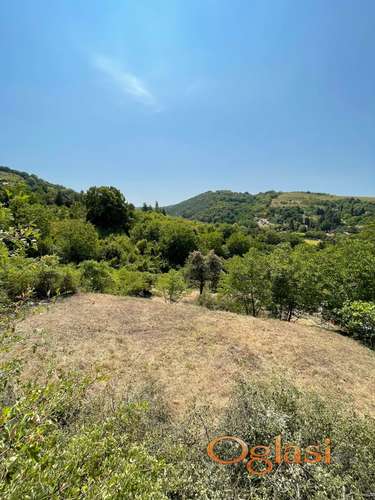 PLAC 1500m RAKOVAC-SALAKSIJE za gradnju vikendice, kuće