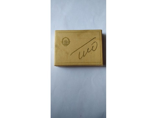Kutija od cigareta - potpis Tito