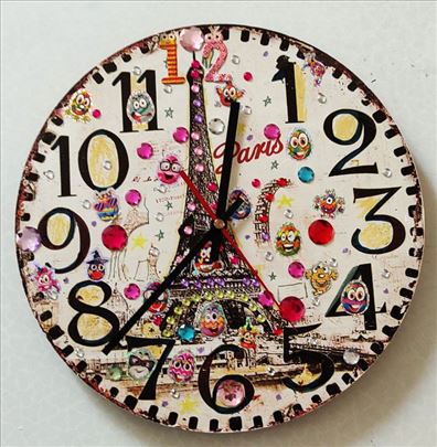 Unikatan nov, dekorativan sat prečnika 30 cm
