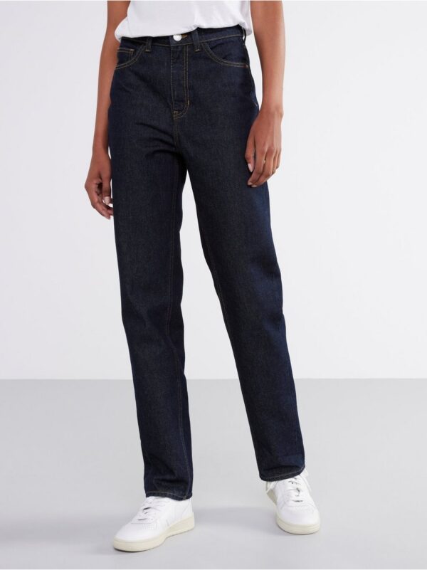 Farmerke BETTY – duboke sa ravnim nogavicama – 100% pamuk – BETTY High waist straight jeans