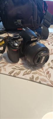 Nikon D3100 Kit + dodatni objektiv 50mm + Torbica