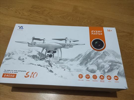 Dron S10