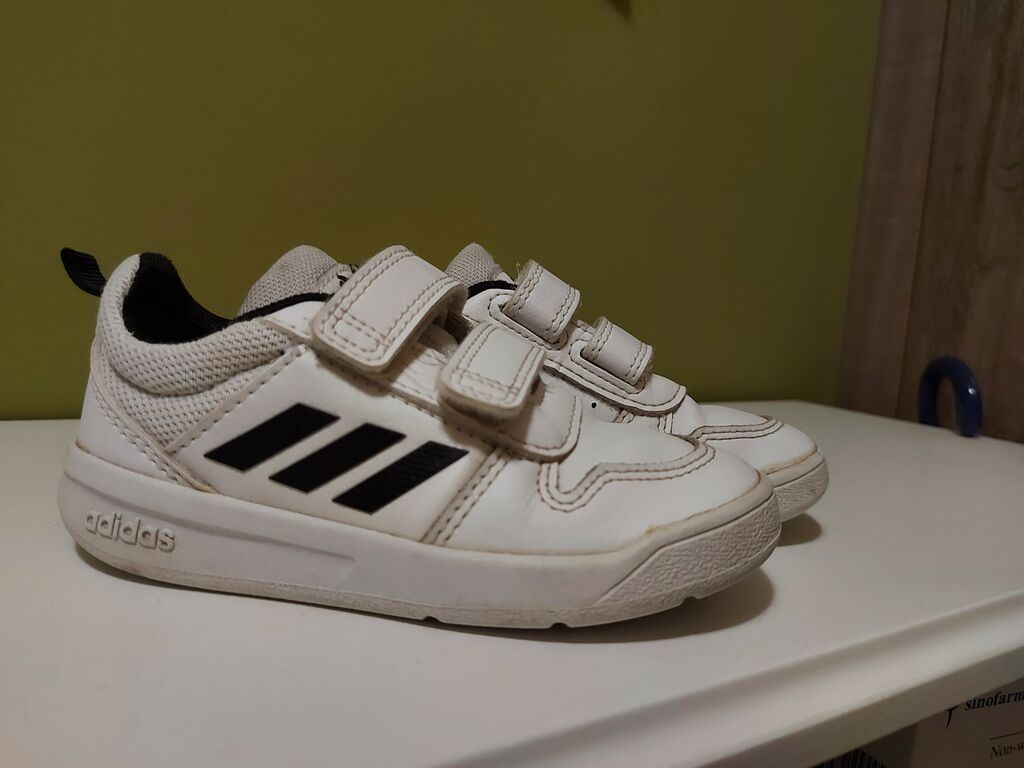 Adidas, Veličina - 25