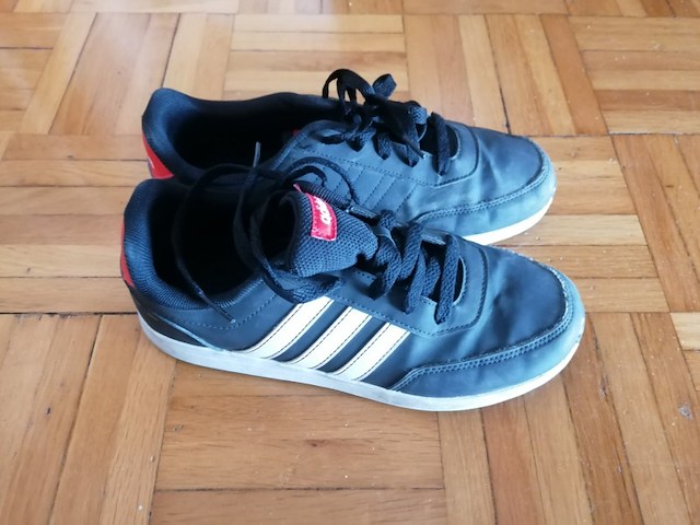 patike adidas