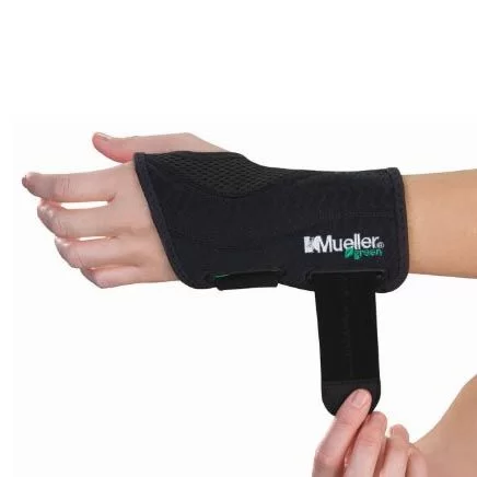 Mueller-karpalna ortoza za ručni zglob desni-L/XL
Mueller-karpalna ortoza za ručni zglob desni-L/XL