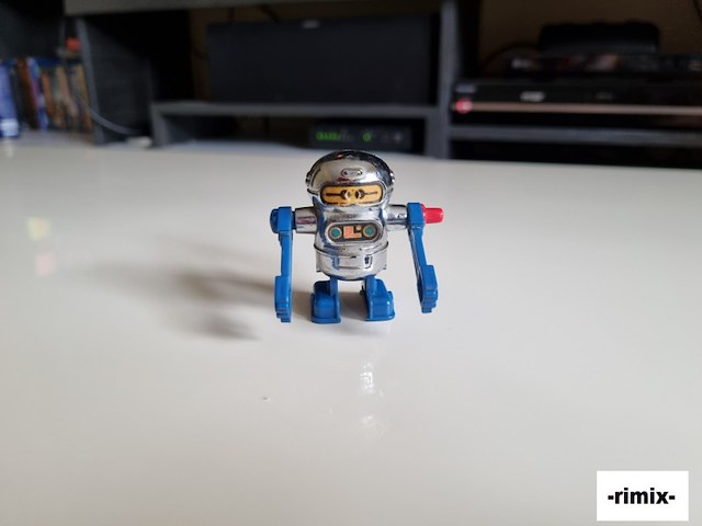 Tomy 1979 robot