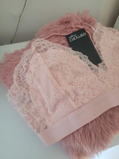 Soft cup bra grudnjak sa čipkom, S/M, NOVO