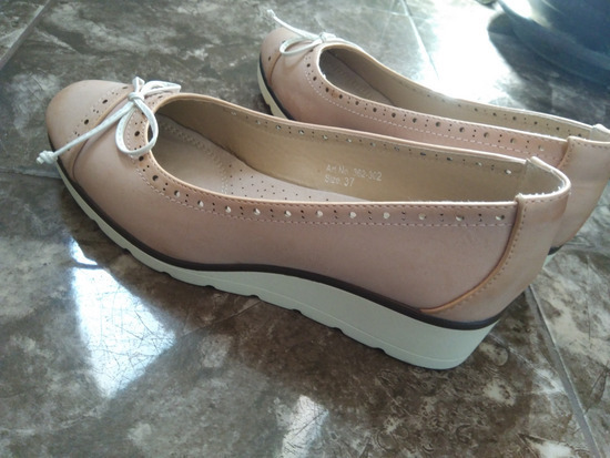 Kozne cipele br. 38 kao nove