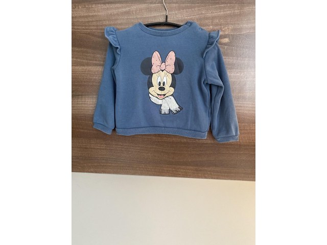 C&;;A Disney duks vel.18-24 mes