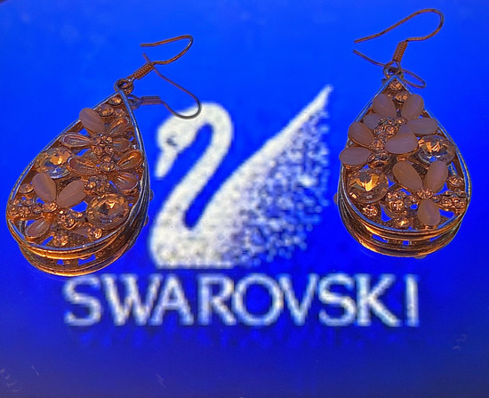 SWAROVSKI minđuše NOVO