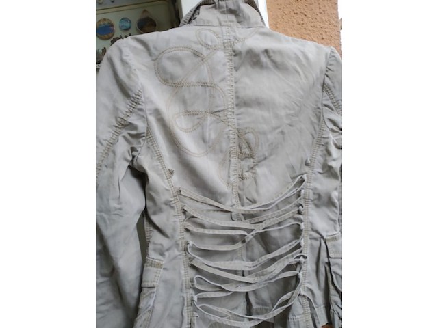 P..S.. fashion jakna/sako br 36 na sniranje -Rasprodaja