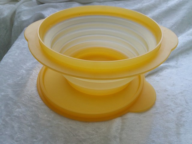 Tupperware Mini Max posuda 700ml