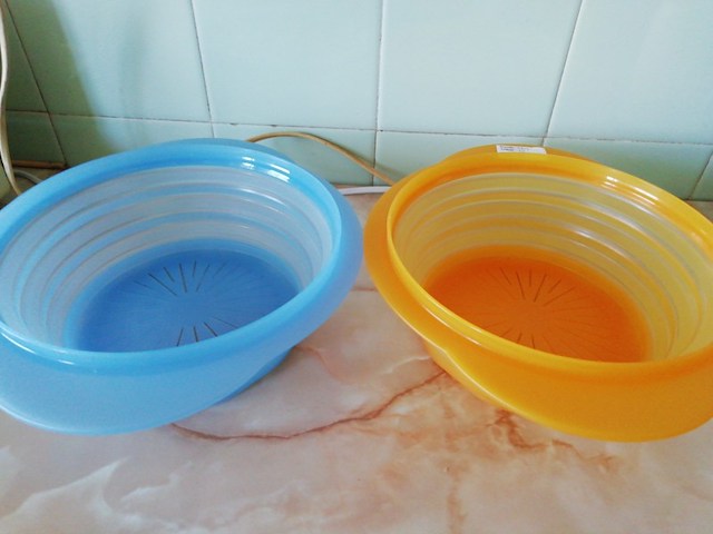 Tupperware Mini m Max cediljka, nova