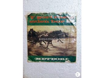 Meteori-U gori raste zelen bor-vinyl