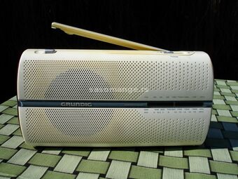 GRUNDIG RP-5200 - nemački radio tranzistor