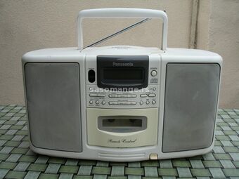 PANASONIC RX-DS303 - stereo radio, kasetofon i CD plejer