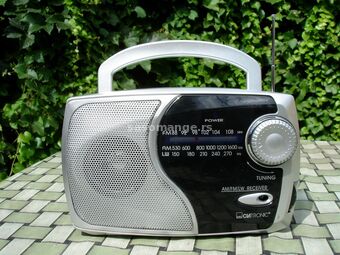 CLATRONIC TR-746 - nemački radio tranzistor