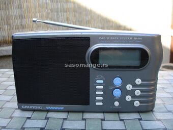 GRUNDIG Ocean Boy 500 - radio tranzistor sa RDS