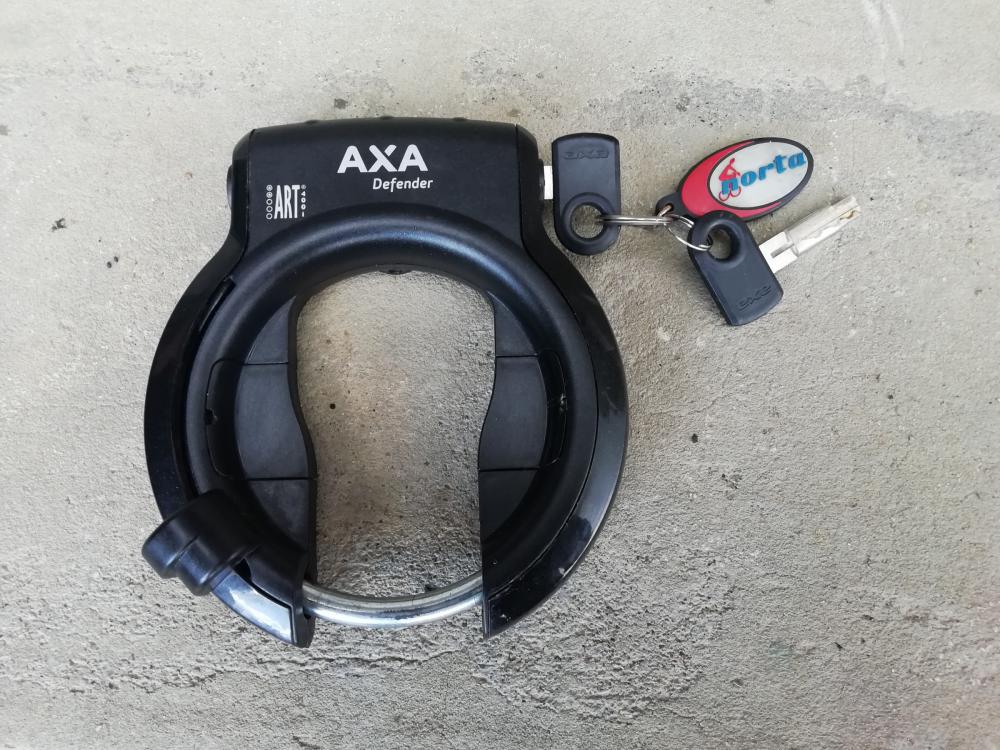 AXA Defender sa 2 kljuca