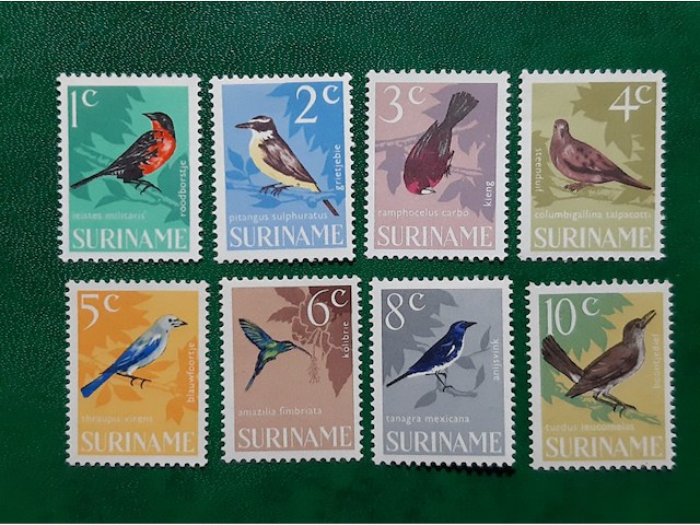Marke 2047 Surinam fauna ptice cela serija