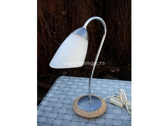 Stara stona lampa br.519