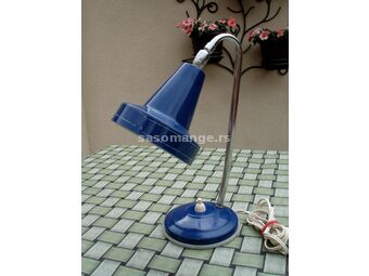 Stara stona lampa br.761