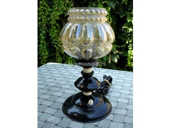 Stara stpona lampa br. 390