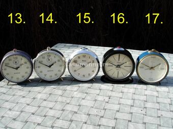 Stari mehanički stoni satovi-budilnici 13-17