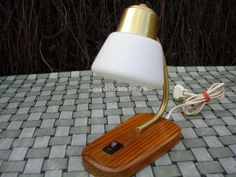 Stara retro stona lampa br.746