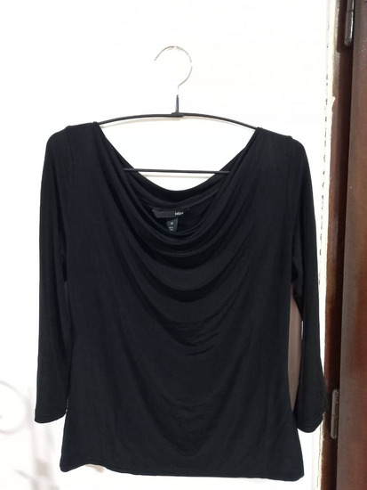 Crna H&M bluza
