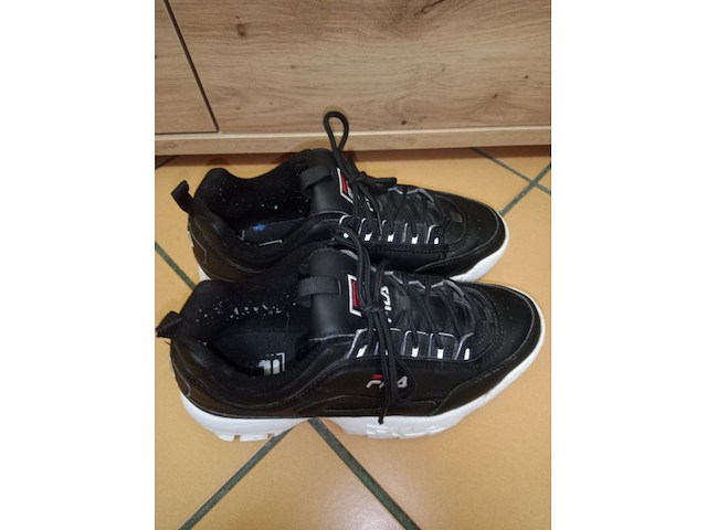 FILA DISRUPTOR crne patike VEL.40